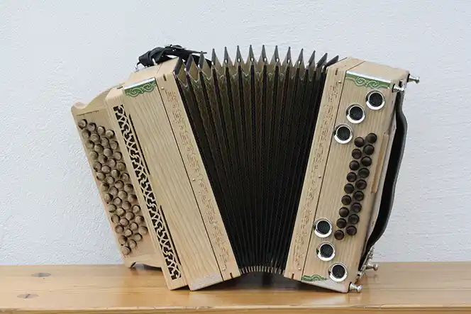 Steirische Harmonika mieten, einfach testen - Ziach-Schui